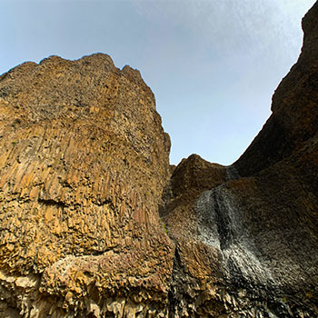 RockWalldome.jpg